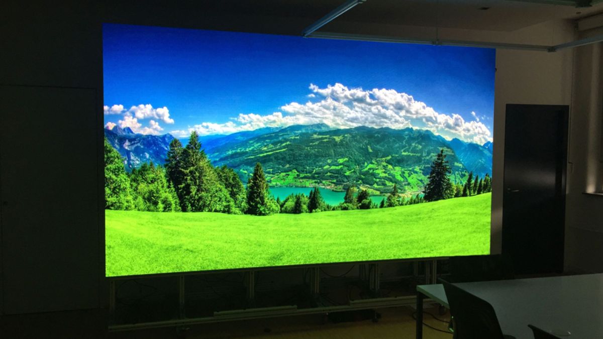 Màn hình phòng họp LED, LCD tại Bình Phước HCOM