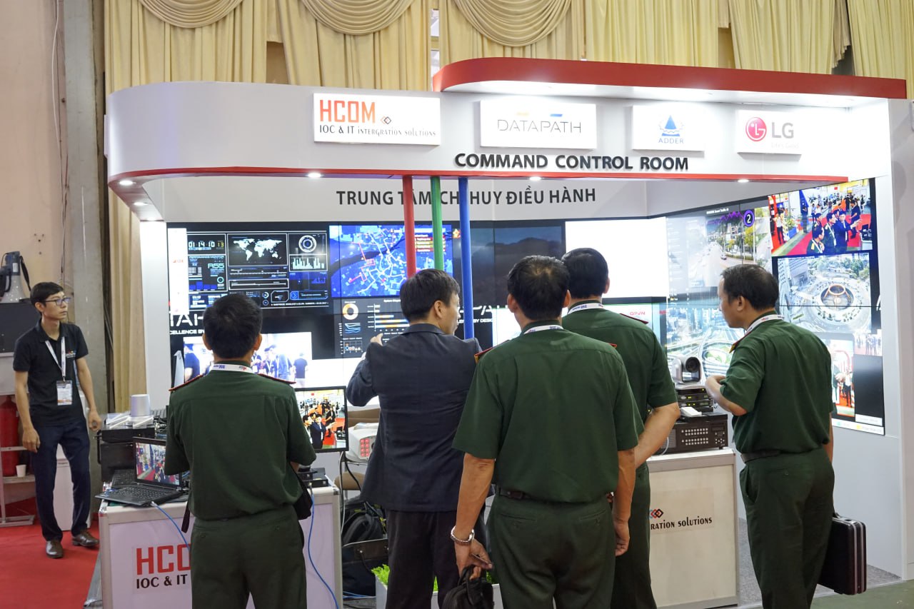 Lắp đặt màn hình LED tại Việt Nam - Công ty cổ phần đầu tư HCOM